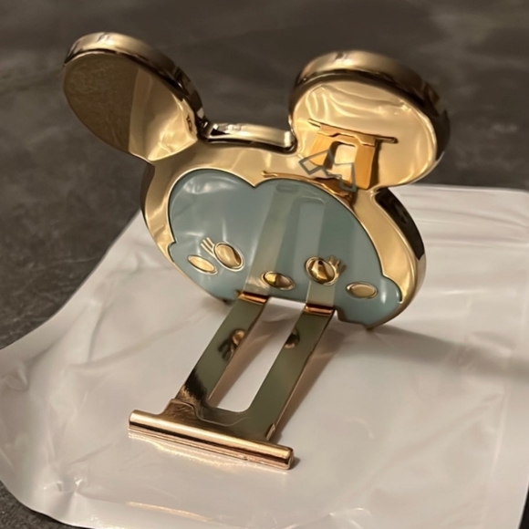 Accessories | Minnie Mouse Phone Stand | Poshmark